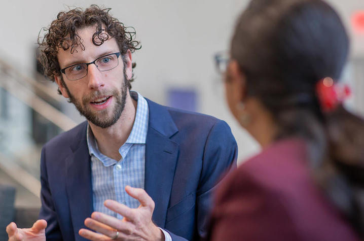 Understanding the Traffic Impacts of Uber, Lyft With Greg Erhardt | UKNow